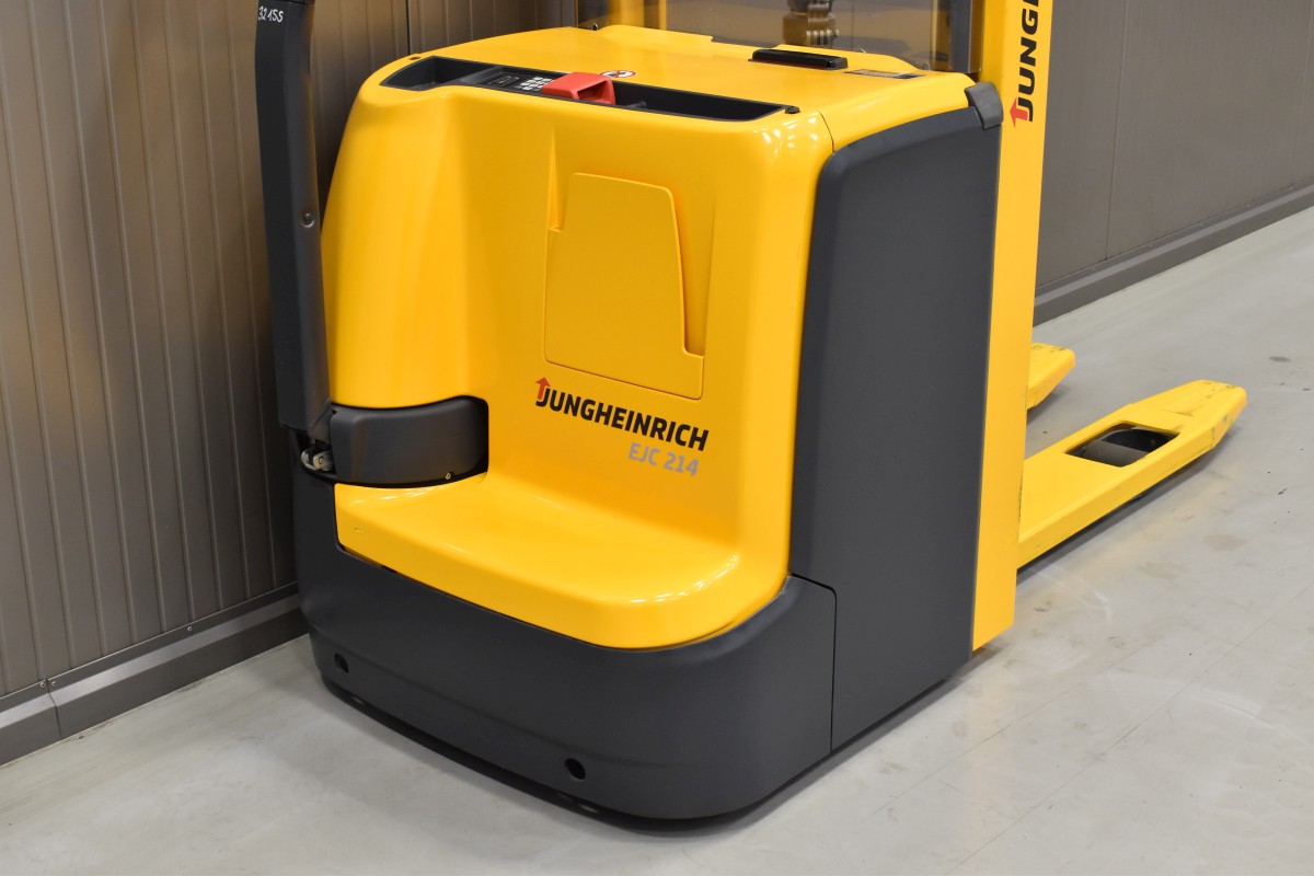 Ručně vedený vysokozdvižný JUNGHEINRICH EJC 214 32155 | VYSOKOZDVIŽNÉ ...