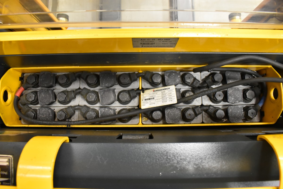 Ručně vedený vysokozdvižný JUNGHEINRICH EJC 10 33591 | VYSOKOZDVIŽNÉ ...