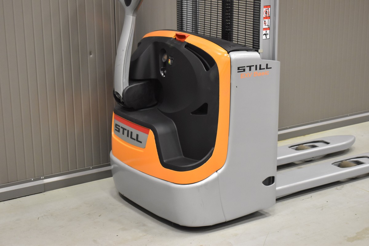 Vysokozdvižné vozíky skladem | VZV.cz