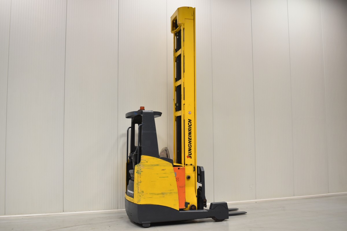 Retrak JUNGHEINRICH ETV 320 30147 | VYSOKOZDVIŽNÉ VOZÍKY s.r.o.