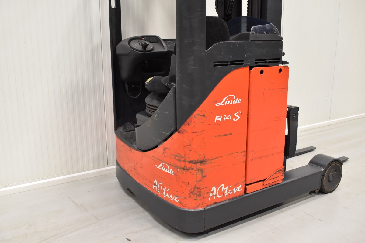 Schubmaststapler LINDE R 14 31154 | VYSOKOZDVIŽNÉ VOZÍKY s.r.o.